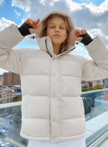 10 Reasons to Love the Aritzia Super Puff - Frobot Studios